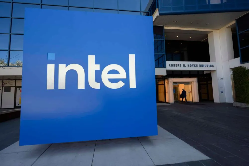Intel、大連工場をSK hynixへ正式譲渡完了：米制裁強化の直前の”神回避”に成功 | XenoSpectrum